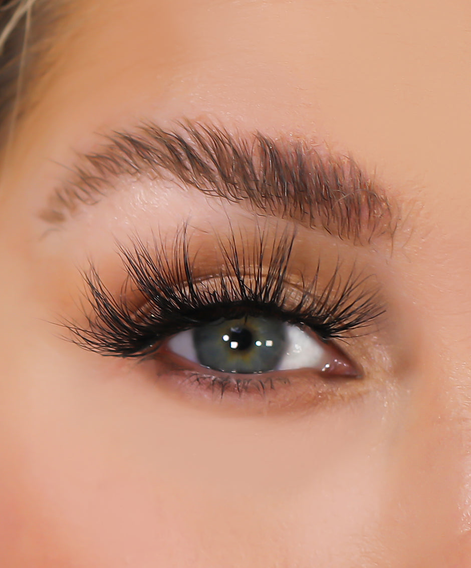 Lurella Eyelashes - Mink & Synthetic Eyelashes – Lurella Cosmetics